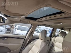 Brown Volvo XC70 2011 in Talsi, with an engine capacity of 2.40 L and mileage of 266 thousand km for 8300 €, photo 26 on AUTOMOTO.COM.LV