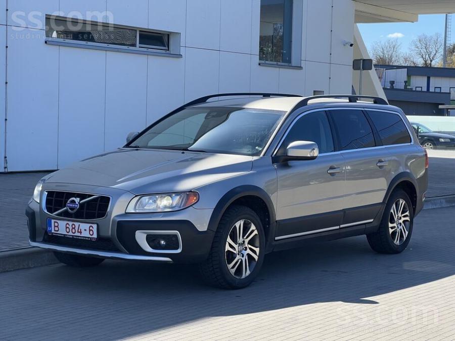 Brown Volvo XC70 2011 in Rezekne, with an engine capacity of 2.40 L and mileage of 337 thousand km for 8500 €, photo 3 on AUTOMOTO.COM.LV