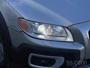 Brown Volvo XC70 2011 in Rezekne, with an engine capacity of 2.40 L and mileage of 337 thousand km for 8500 €, photo 10 on AUTOMOTO.COM.LV