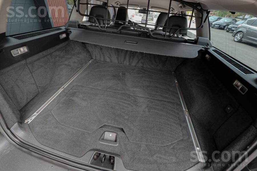 Brown Volvo XC70 2011 in Jelgava, with an engine capacity of 2.00 L and mileage of 0 thousand km for 8350 €, photo 26 on AUTOMOTO.COM.LV