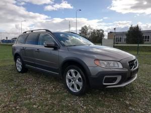 Brown Volvo XC70 2011 in Saldus, with an engine capacity of 2.00 L and mileage of 330 thousand km for 8600 €, photo 4 on AUTOMOTO.COM.LV