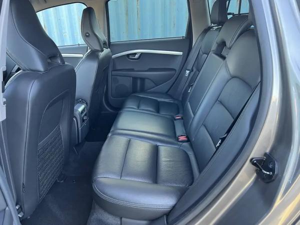 Brūns Volvo XC70 2011 Rīga, ar dzinēja tilpumu 2.00 L un nobraukumu 265 tūkst. km par 8995 €, foto 8 vietnē AUTOMOTO.COM.LV