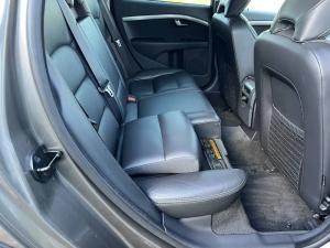 Brown Volvo XC70 2011 in Riga, with an engine capacity of 2.00 L and mileage of 265 thousand km for 8995 €, photo 16 on AUTOMOTO.COM.LV