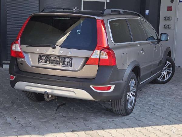 Brūns Volvo XC70 2011 Viļņa, ar dzinēja tilpumu 1.99 L un nobraukumu 276 tūkst. km par 8950 €, foto 5 vietnē AUTOMOTO.COM.LV