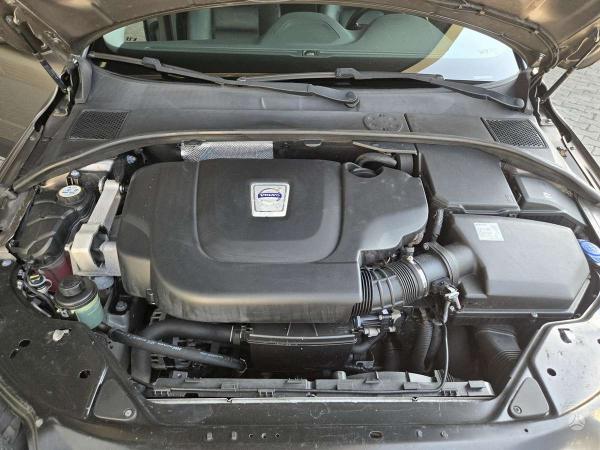 Brūns Volvo XC70 2011 Viļņa, ar dzinēja tilpumu 1.99 L un nobraukumu 276 tūkst. km par 8950 €, foto 11 vietnē AUTOMOTO.COM.LV