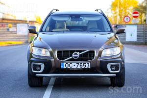 Brown Volvo XC70 2012 in Jelgava, with an engine capacity of 2.40 L and mileage of 0 thousand km for 9990 €, photo 2 on AUTOMOTO.COM.LV
