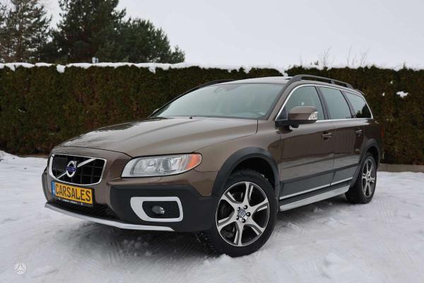 Brown Volvo XC70 2012 in Alytus, with an engine capacity of 2.40 L and mileage of 257 thousand km for 12200 €, photo 1 on AUTOMOTO.COM.LV