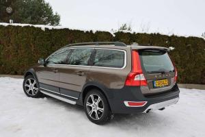 Brown Volvo XC70 2012 in Alytus, with an engine capacity of 2.40 L and mileage of 257 thousand km for 12200 €, photo 3 on AUTOMOTO.COM.LV