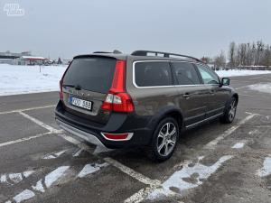 Brown Volvo XC70 2012 in Kaunas, with an engine capacity of 2.00 L and mileage of 277 thousand km for 9999 €, photo 4 on AUTOMOTO.COM.LV