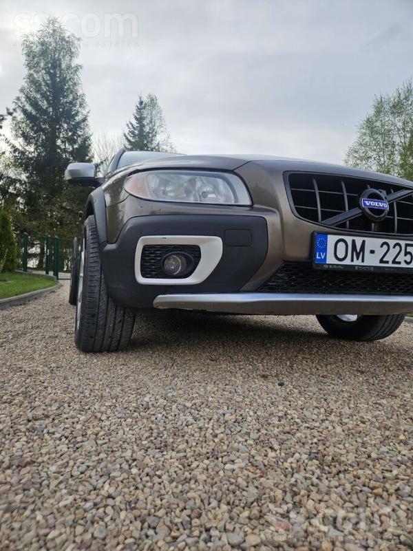 Brūns Volvo XC70 2012 Ogre, ar dzinēja tilpumu 2.40 L un nobraukumu 300 tūkst. km par 7300 €, foto 8 vietnē AUTOMOTO.COM.LV