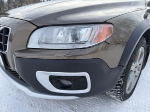Brown Volvo XC70 2012 in Valmiera, with an engine capacity of 2.40 L and mileage of 316 thousand km for 8500 €, photo 9 on AUTOMOTO.COM.LV