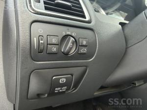 Brown Volvo XC70 2012 in Valmiera, with an engine capacity of 2.40 L and mileage of 316 thousand km for 8500 €, photo 14 on AUTOMOTO.COM.LV