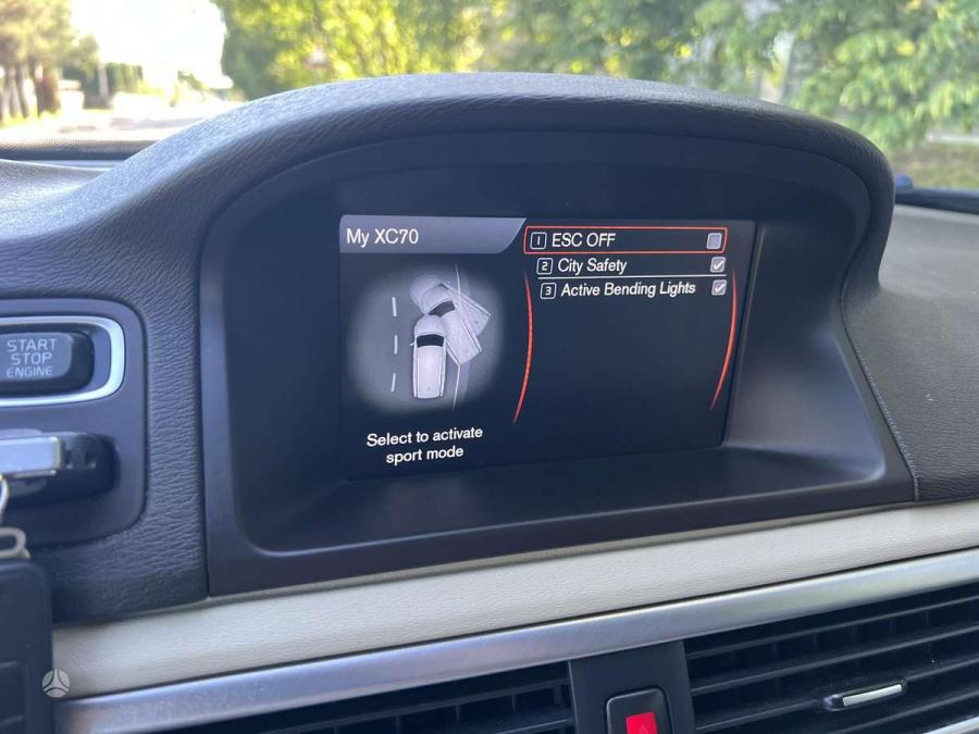 Brūns Volvo XC70 2012 Kauņa, ar dzinēja tilpumu 1.98 L un nobraukumu 268 tūkst. km par 8350 €, foto 23 vietnē AUTOMOTO.COM.LV