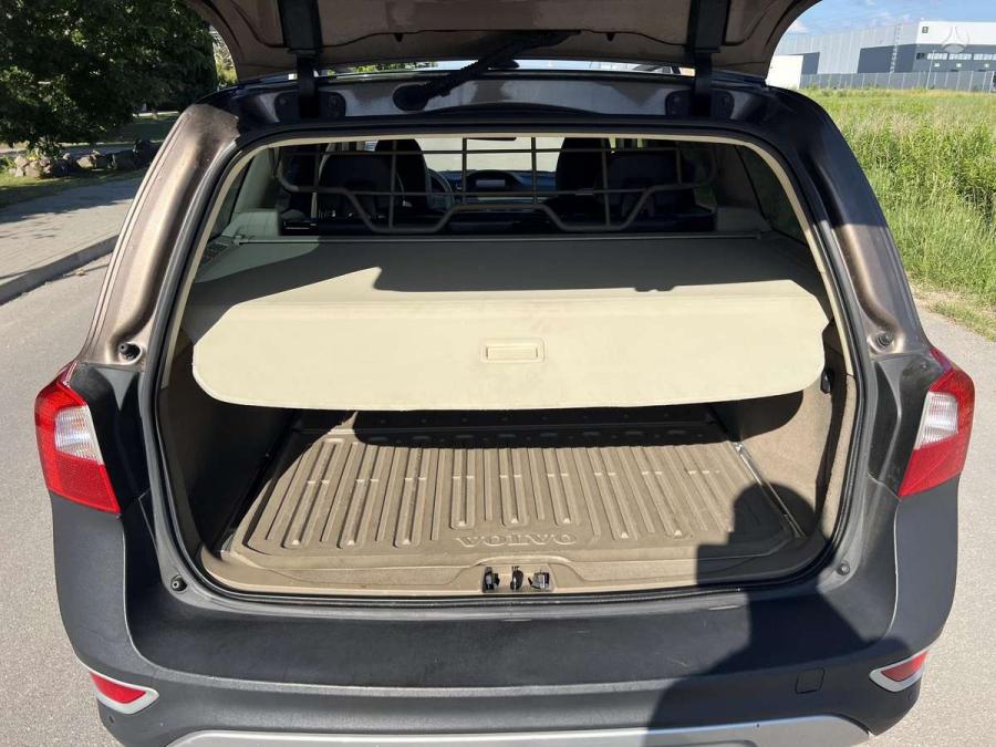 Brūns Volvo XC70 2012 Kauņa, ar dzinēja tilpumu 1.98 L un nobraukumu 268 tūkst. km par 8350 €, foto 35 vietnē AUTOMOTO.COM.LV