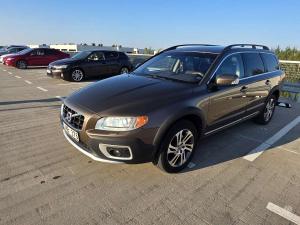 Brown Volvo XC70 2012 in Vilnius, with an engine capacity of 2.40 L and mileage of 304 thousand km for 10500 €, photo 7 on AUTOMOTO.COM.LV