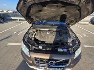 Brown Volvo XC70 2012 in Vilnius, with an engine capacity of 2.40 L and mileage of 304 thousand km for 10500 €, photo 31 on AUTOMOTO.COM.LV