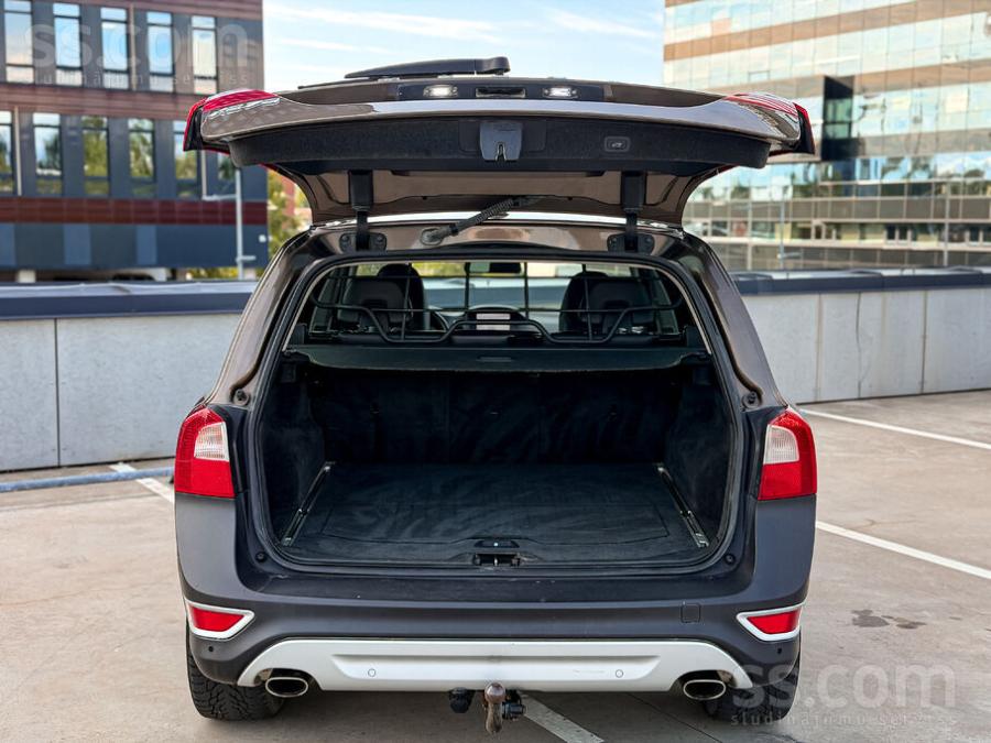 Brūns Volvo XC70 2012 Rīga, ar dzinēja tilpumu 2.40 L un nobraukumu 0 tūkst. km par 7950 €, foto 7 vietnē AUTOMOTO.COM.LV