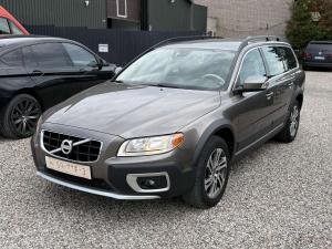 Brūns Volvo XC70 2012 Kauņa, ar dzinēja tilpumu 2.40 L un nobraukumu 430 tūkst. km par 7800 €, foto 3 vietnē AUTOMOTO.COM.LV