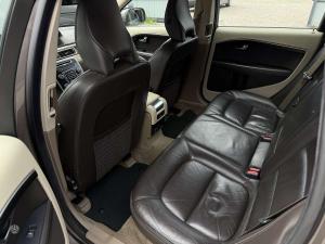 Brūns Volvo XC70 2012 Kauņa, ar dzinēja tilpumu 2.40 L un nobraukumu 430 tūkst. km par 7800 €, foto 10 vietnē AUTOMOTO.COM.LV