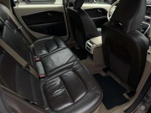 Brūns Volvo XC70 2012 Kauņa, ar dzinēja tilpumu 2.40 L un nobraukumu 430 tūkst. km par 7800 €, foto 13 vietnē AUTOMOTO.COM.LV