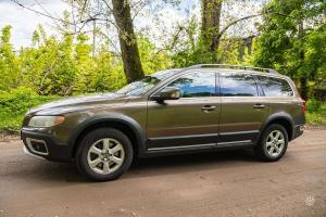 Brown Volvo XC70 2012 in Vilnius, with an engine capacity of 2.40 L and mileage of 307 thousand km for 8800 €, photo 4 on AUTOMOTO.COM.LV