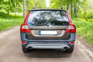 Brown Volvo XC70 2012 in Vilnius, with an engine capacity of 2.40 L and mileage of 307 thousand km for 8800 €, photo 6 on AUTOMOTO.COM.LV