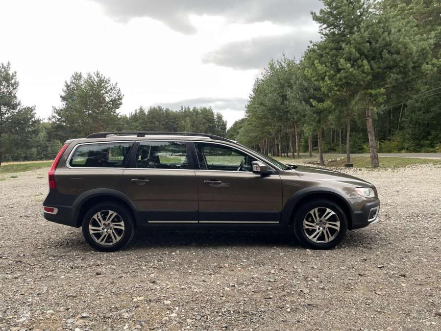 Brūns Volvo XC70 2012 Jonava, ar dzinēja tilpumu 1.98 L un nobraukumu 391 tūkst. km par 6150 €, foto 5 vietnē AUTOMOTO.COM.LV
