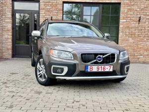 Brown Volvo XC70 2012 in Jelgava, with an engine capacity of 2.40 L and mileage of 275 thousand km for 9500 €, photo 3 on AUTOMOTO.COM.LV