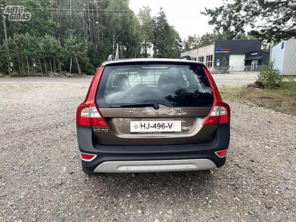 Brūns Volvo XC70 2012 Jonava, ar dzinēja tilpumu 2.00 L un nobraukumu 391 tūkst. km par 6150 €, foto 6 vietnē AUTOMOTO.COM.LV