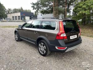 Brūns Volvo XC70 2012 Jonava, ar dzinēja tilpumu 2.00 L un nobraukumu 391 tūkst. km par 6150 €, foto 8 vietnē AUTOMOTO.COM.LV