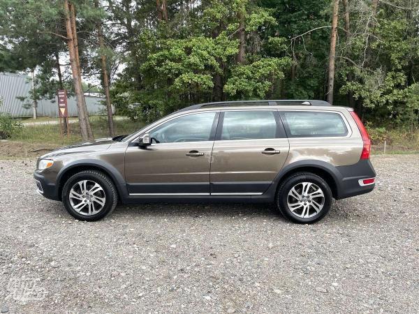 Brūns Volvo XC70 2012 Jonava, ar dzinēja tilpumu 2.00 L un nobraukumu 391 tūkst. km par 6150 €, foto 8 vietnē AUTOMOTO.COM.LV