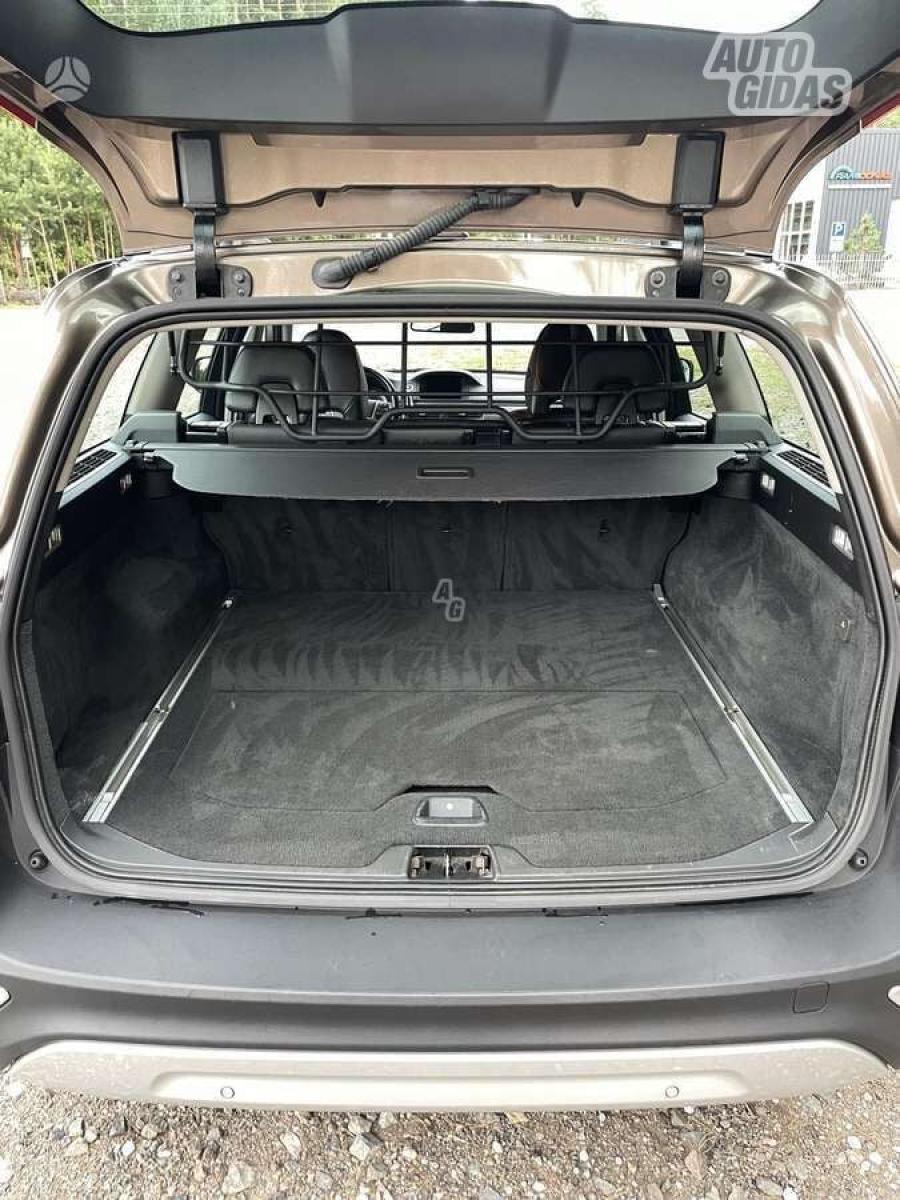 Brūns Volvo XC70 2012 Jonava, ar dzinēja tilpumu 2.00 L un nobraukumu 391 tūkst. km par 6150 €, foto 17 vietnē AUTOMOTO.COM.LV