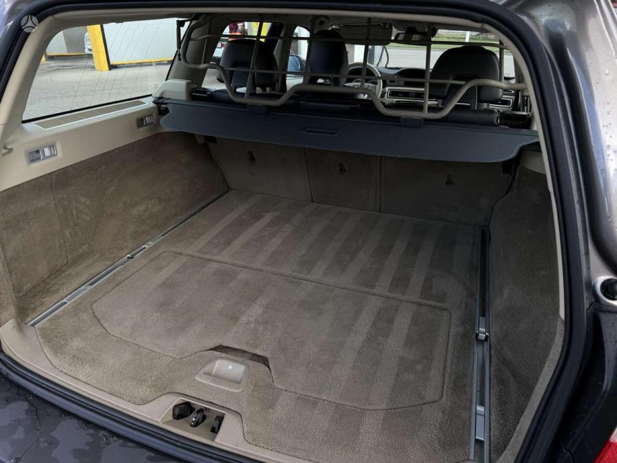 Brūns Volvo XC70 2012 Tauragė, ar dzinēja tilpumu 2.40 L un nobraukumu 430 tūkst. km par 7300 €, foto 13 vietnē AUTOMOTO.COM.LV