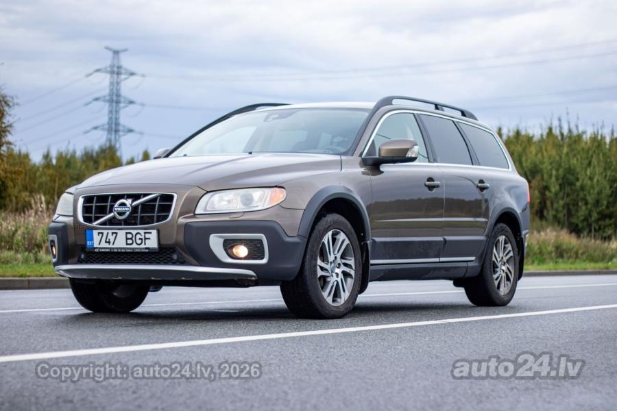 Brown Volvo XC70 2012 in Saue, with an engine capacity of 2.40 L and mileage of 367 thousand km for 9000 €, photo 3 on AUTOMOTO.COM.LV