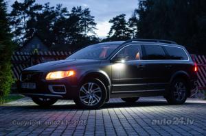 Brown Volvo XC70 2012 in Saue, with an engine capacity of 2.40 L and mileage of 367 thousand km for 9000 €, photo 12 on AUTOMOTO.COM.LV