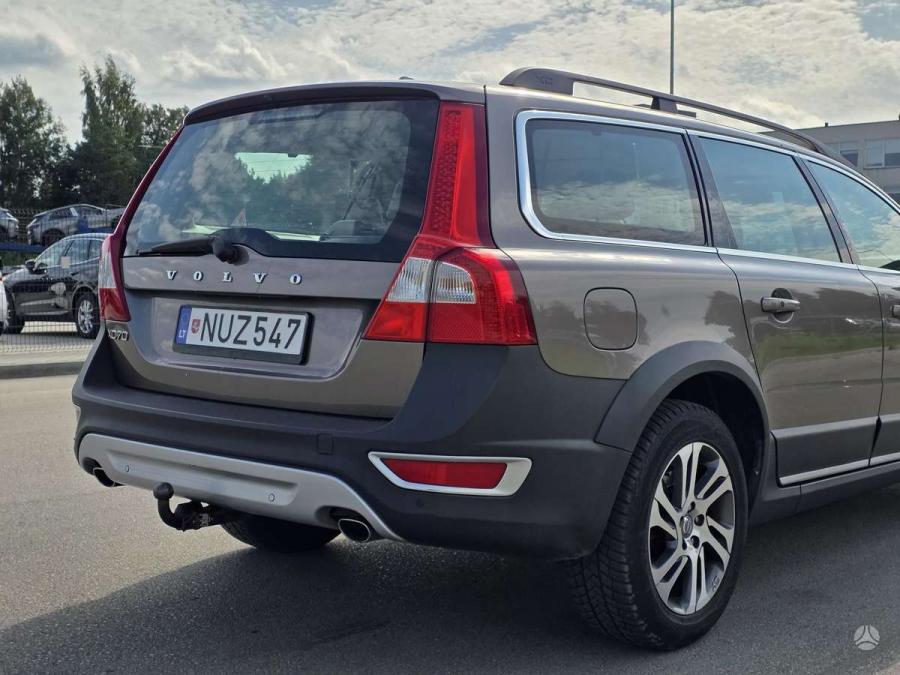 Brūns Volvo XC70 2012 Tauragė, ar dzinēja tilpumu 2.40 L un nobraukumu 277 tūkst. km par 7699 €, foto 8 vietnē AUTOMOTO.COM.LV