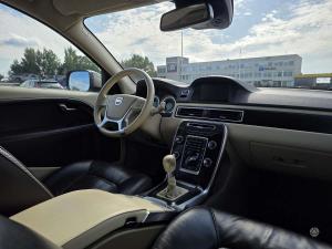 Brūns Volvo XC70 2012 Tauragė, ar dzinēja tilpumu 2.40 L un nobraukumu 277 tūkst. km par 7699 €, foto 13 vietnē AUTOMOTO.COM.LV