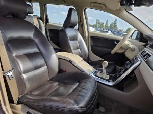 Brūns Volvo XC70 2012 Tauragė, ar dzinēja tilpumu 2.40 L un nobraukumu 277 tūkst. km par 7699 €, foto 15 vietnē AUTOMOTO.COM.LV