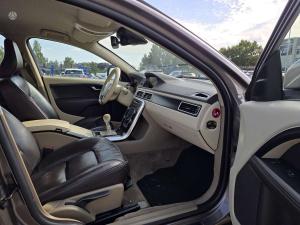 Brūns Volvo XC70 2012 Tauragė, ar dzinēja tilpumu 2.40 L un nobraukumu 277 tūkst. km par 7699 €, foto 16 vietnē AUTOMOTO.COM.LV