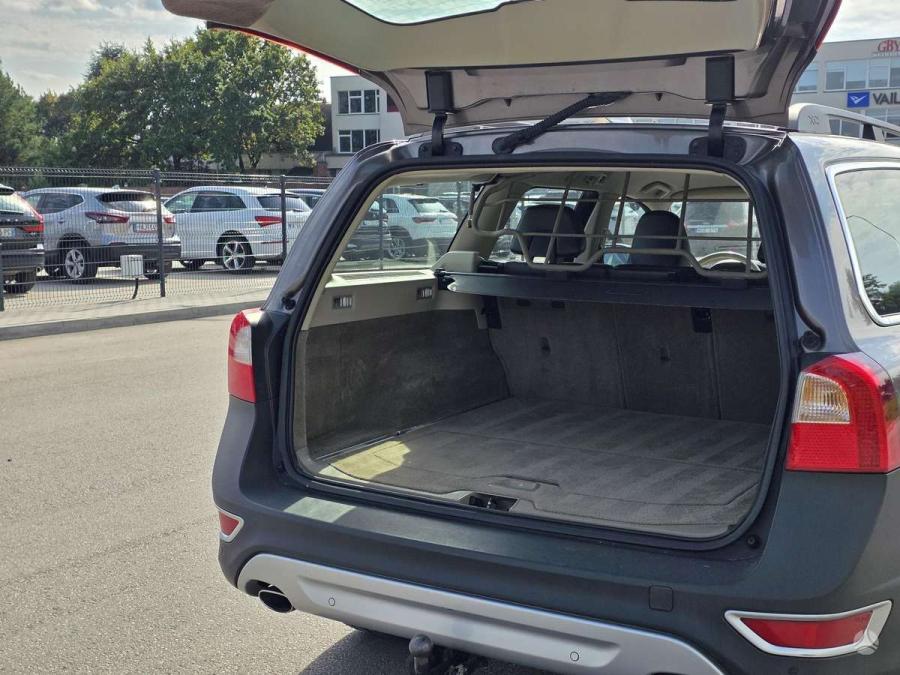 Brūns Volvo XC70 2012 Tauragė, ar dzinēja tilpumu 2.40 L un nobraukumu 277 tūkst. km par 7699 €, foto 22 vietnē AUTOMOTO.COM.LV