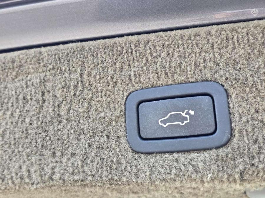 Brūns Volvo XC70 2012 Tauragė, ar dzinēja tilpumu 2.40 L un nobraukumu 277 tūkst. km par 7699 €, foto 23 vietnē AUTOMOTO.COM.LV