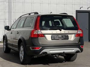 Brown Volvo XC70 2012 in Utena, with an engine capacity of 2.40 L and mileage of 310 thousand km for 9350 €, photo 14 on AUTOMOTO.COM.LV