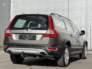 Brown Volvo XC70 2012 in Utena, with an engine capacity of 2.40 L and mileage of 310 thousand km for 9350 €, photo 21 on AUTOMOTO.COM.LV