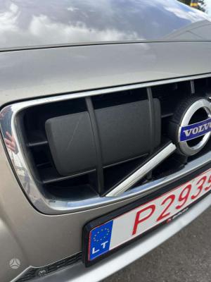 Brown Volvo XC70 2012 in Utena, with an engine capacity of 2.40 L and mileage of 310 thousand km for 9350 €, photo 33 on AUTOMOTO.COM.LV