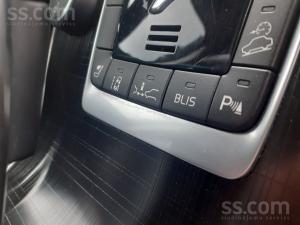Brown Volvo XC70 2012 in Riga, with an engine capacity of 2.40 L and mileage of 205 thousand km for 12800 €, photo 11 on AUTOMOTO.COM.LV