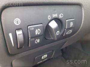Brown Volvo XC70 2012 in Riga, with an engine capacity of 2.40 L and mileage of 205 thousand km for 12800 €, photo 13 on AUTOMOTO.COM.LV