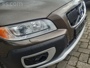 Brown Volvo XC70 2012 in Riga, with an engine capacity of 2.40 L and mileage of 205 thousand km for 12800 €, photo 17 on AUTOMOTO.COM.LV