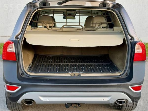 Brūns Volvo XC70 2012 Jelgava, ar dzinēja tilpumu 2.40 L un nobraukumu 0 tūkst. km par 8550 €, foto 10 vietnē AUTOMOTO.COM.LV