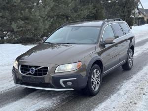 Brown Volvo XC70 2013 in Vilnius, with an engine capacity of 2.40 L and mileage of 273 thousand km for 9999 €, photo  on AUTOMOTO.COM.LV
