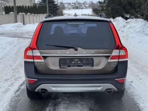 Brown Volvo XC70 2013 in Vilnius, with an engine capacity of 2.40 L and mileage of 273 thousand km for 9999 €, photo 5 on AUTOMOTO.COM.LV